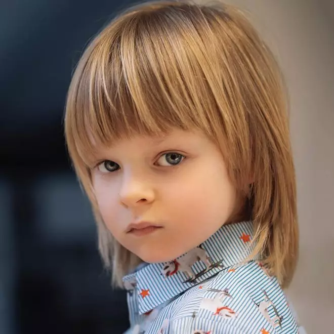 6 سالہ بیٹے یانا Rudkovskaya ایک خوبصورت تصویر سیشن میں حصہ لیا