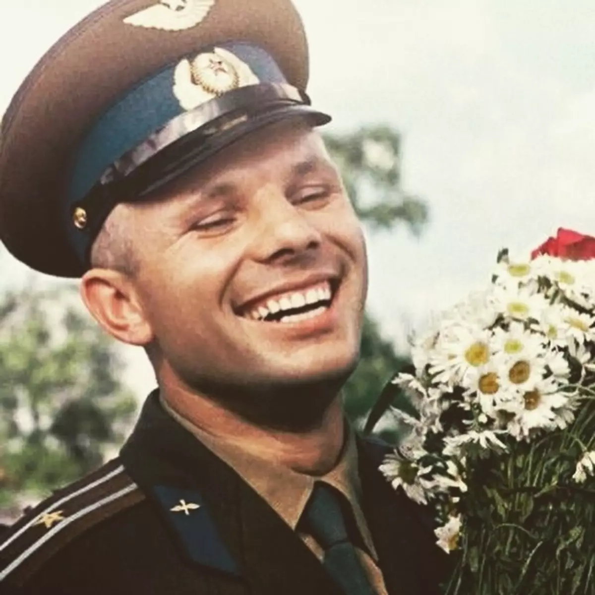 Rhannodd Egor Bereev lun unigryw gyda'i fam-gu seren a Yuri Gagarin 1125084_3