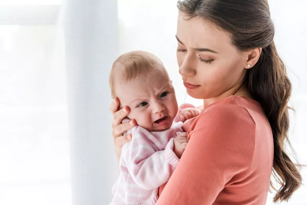 Et si l'enfant est atroce ou une voix enrouée?