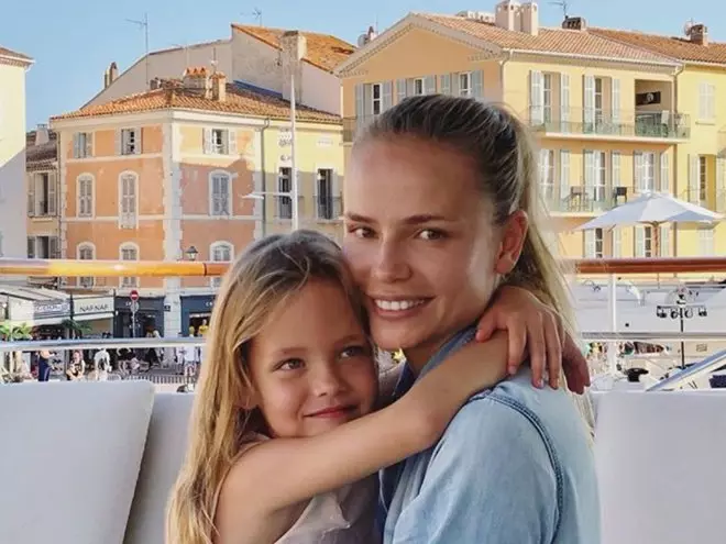 Natasha Poly se convirtió en una madre otra vez