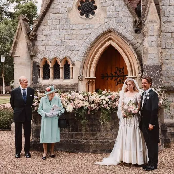 Depois que horas depois do casamento, os casais reais anunciaram a gravidez 1186214_5