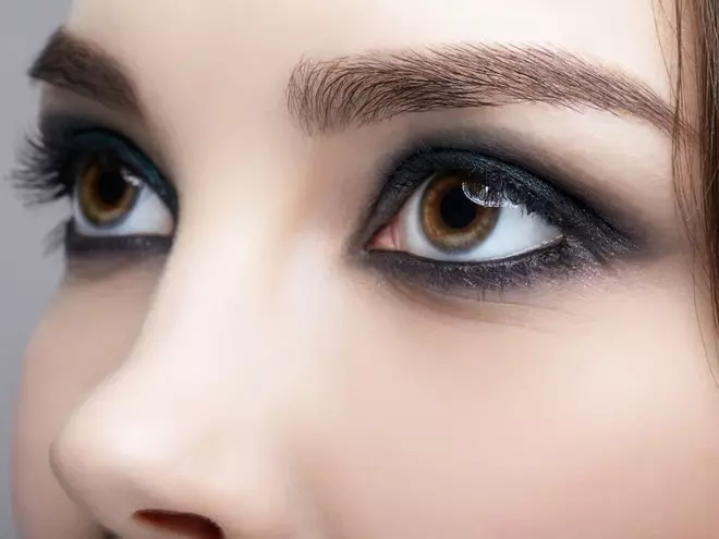 11 geheime van make-up kunstenaars wat sal help om mooier te word 121885_7