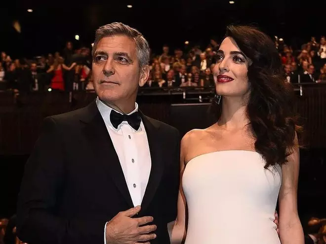 Amal Clooney, Jackie Kennedy'nin efsanevi imajını tekrarladı 145734_1