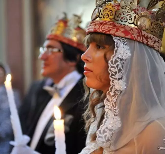 पोलिना डिब्रोवा ने शादी के दिन की 10 वीं वर्षगांठ के सम्मान में दुर्लभ तस्वीरों को साझा किया 146130_2