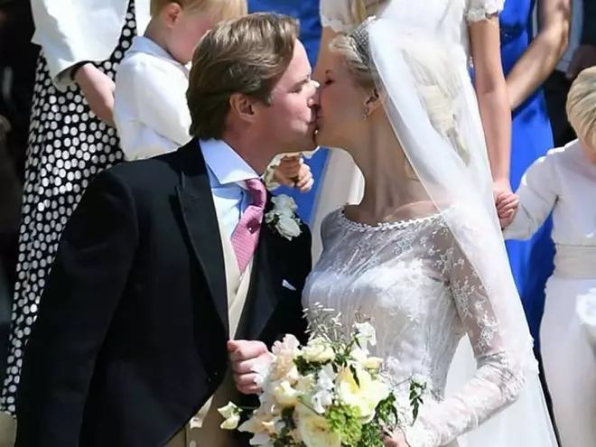 Lady Gabriella Windsor поръча 4 сватбени рокли 174490_1