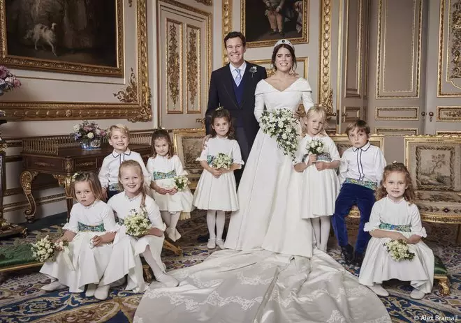 Księżniczka Charlotte i nie tylko: jak dzieci zachowują się na królewskich weselach 176429_16