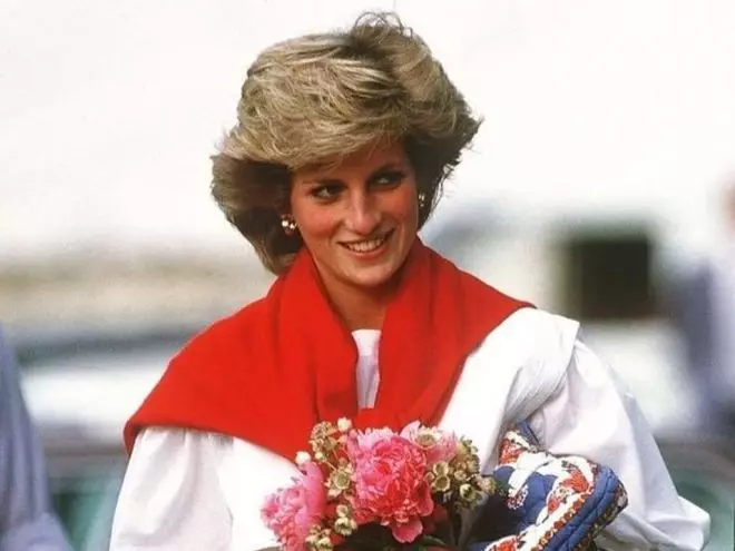 Lady Diana의 기억 속에서 왕궁에서 왕족 윌리엄과 해리가 바뀌 었습니까? 1855_1