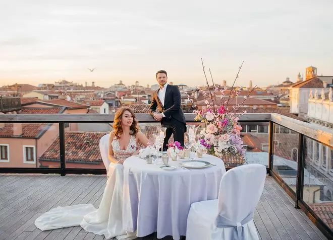 Evgeny Pronin ha mostrato una foto dal matrimonio in Toscana 186592_4