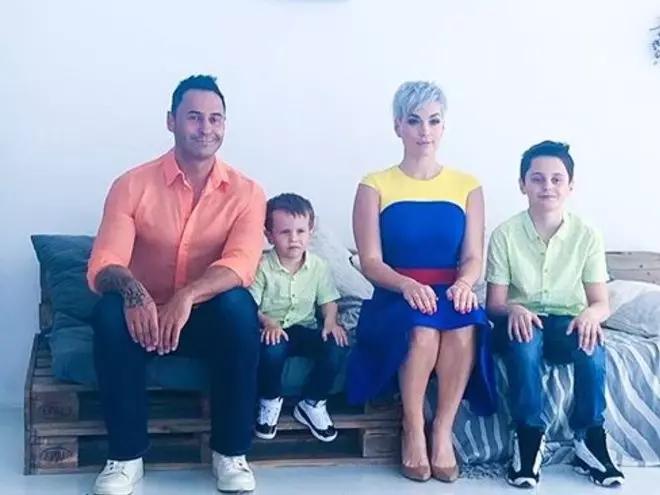 Stas Kostyushkin with family