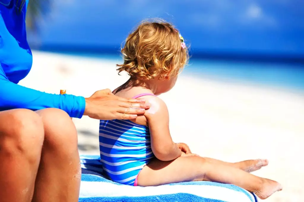 শিশুদের জন্য Sunscreen.