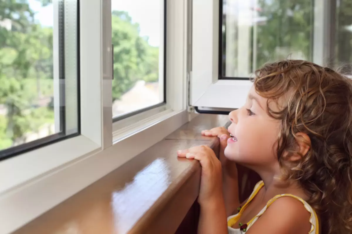 Protección das fiestras dos nenos