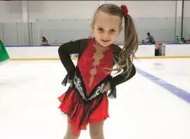 Video: La hija Tatiana Navka usa pendientes de mamina