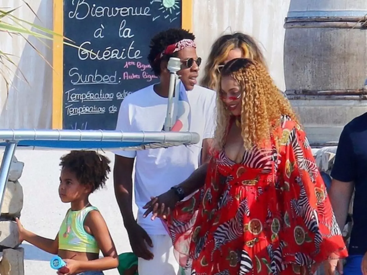 Hamile ya da değil: Beyonce şaşkın hayranları 28328_1