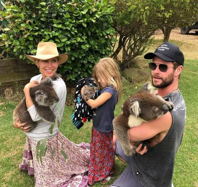 Hazavana! Chris Hemsworth dia nanao dihy mahatsikaiky niaraka tamin'ny vadiny 29714_5