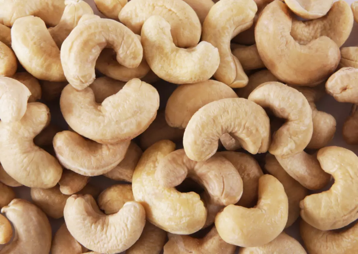 Cashew alang sa mga babaye