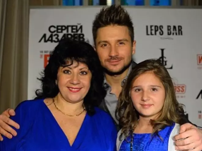 Sergey Lazarev with Mom and Niyet