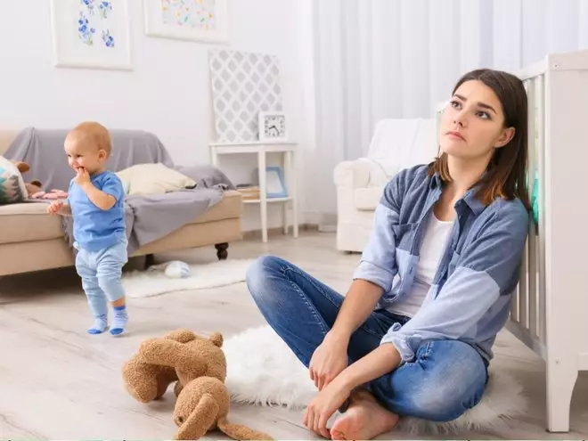 Lo psicologo ha identificato la faccia che una donna ha una sensazione 