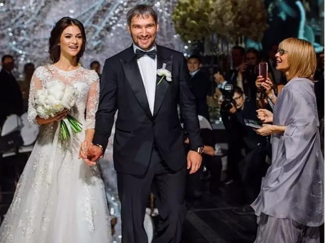 Svadobné Alexander Ovechkin a Anastasia Shubskaya