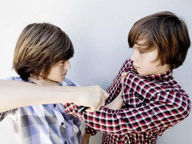 Pourquoi les enfants se battent