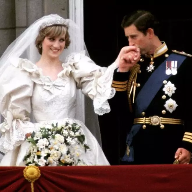 Elingi: Pernikahan Pangeran Wales lan Diana Spencer 32595_9