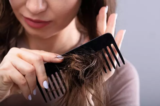 9 factors that harm hair 341751_2