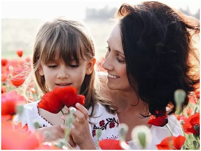 Anastasia Tsvetaeva dengan putri
