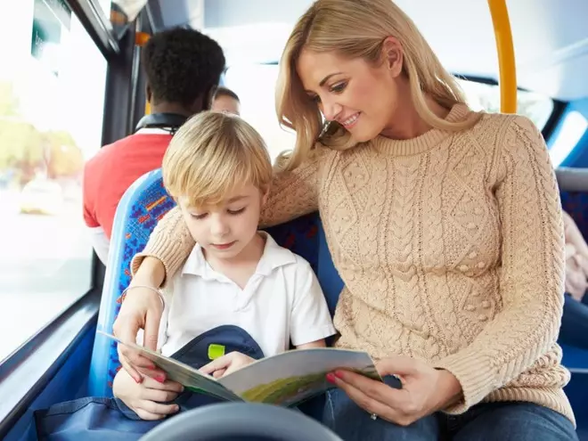 Was soll ein Kind im Bus nehmen?