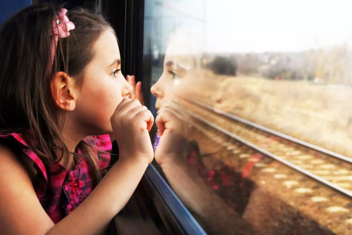 Hvad skal man tage et barn i toget