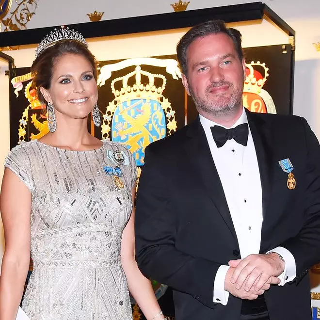 Swedish Princess Madeleine played her husband and focused her pregnancy 380275_2