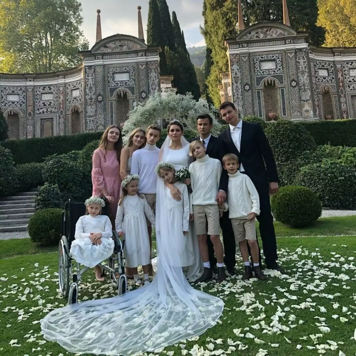 Megjelent az esküvőből a vezető edző Zenit Sergey Sema Olaszországban 398649_2