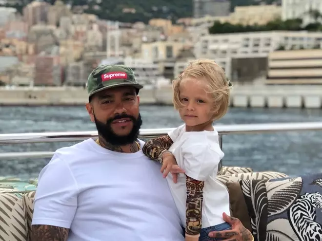 Timati's daughter explained the rules of the game of chess