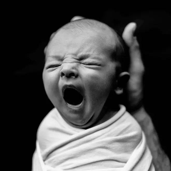 Baby Yawned: 25 Picha ndogo ndogo 41748_7