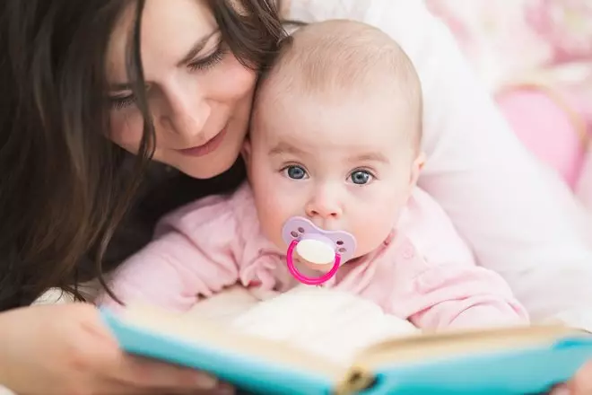 أفضل الكتب للأطفال من الولادة وما يصل إلى 8 أشهر 420032_1