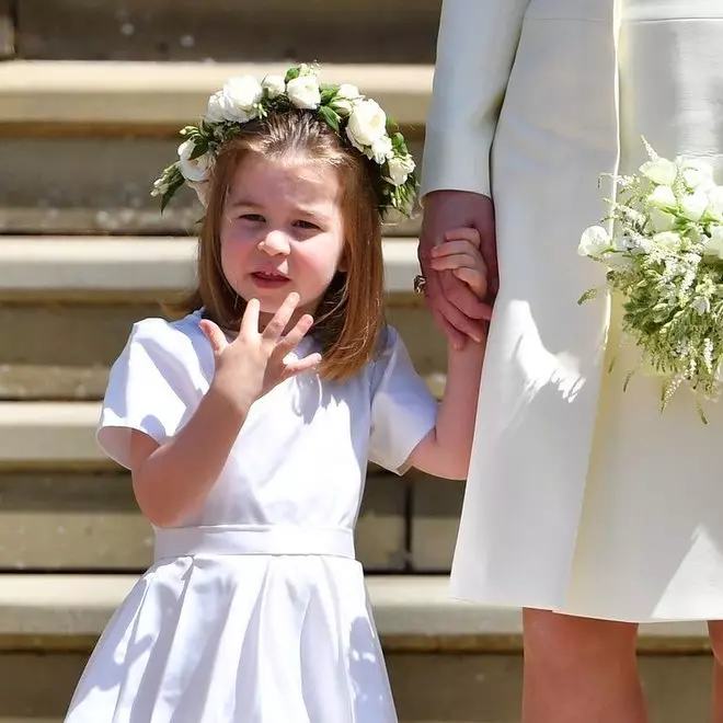 Princess Charlotte ji kamar uwar garken sarauta a cikin gidan sarauta 45061_4