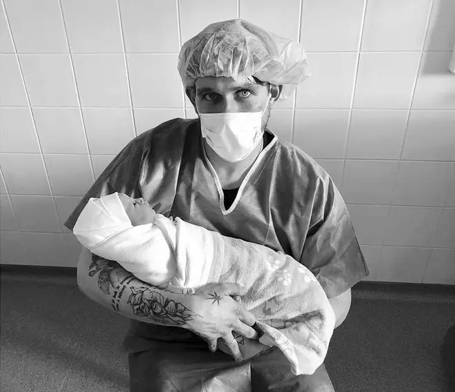 آنا Chipovskaya با یک نوزاد جدید Anechka 45394_3