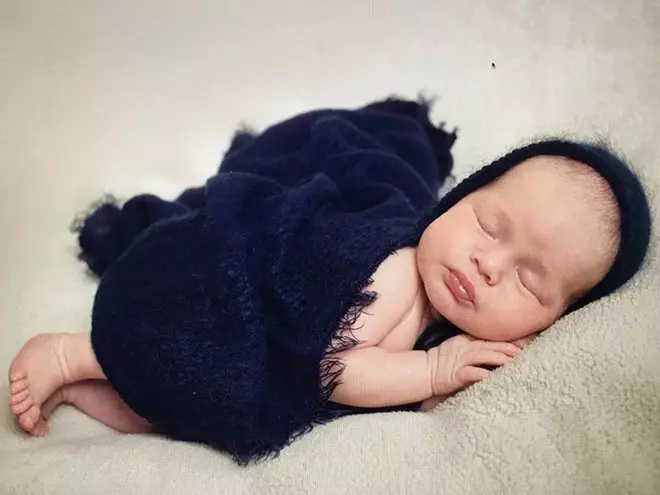 Anastasia Vinokur ha mostrato le foto di un figlio appena nato 460511_4