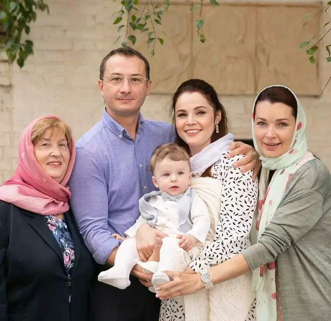 Ekaterina Vulichenko megkeresztelte a fiát