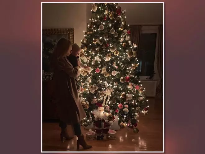 Stephanie Malikova con fratello a casa Tree 2018