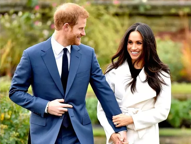 7-mesačný syn Prince Harryho sa stal členom tanca Vianočné Flashmob 475431_1