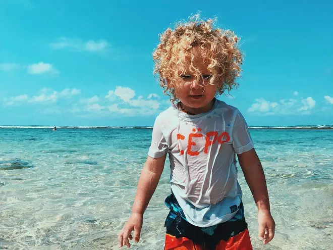 Lyfhak from Isa Anochene: how to care for curly hair kid