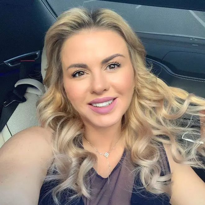 Anna Semenovich va dir la rapidesa de perdre pes després de les vacances 508859_1