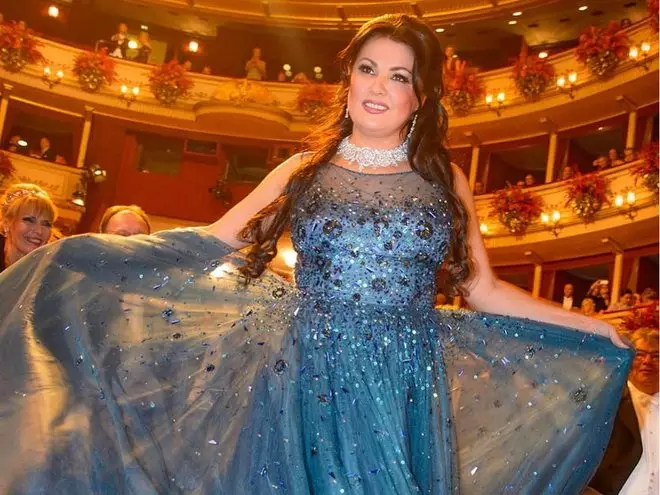 أظهرت آنا NetRebko منزلها 526667_1