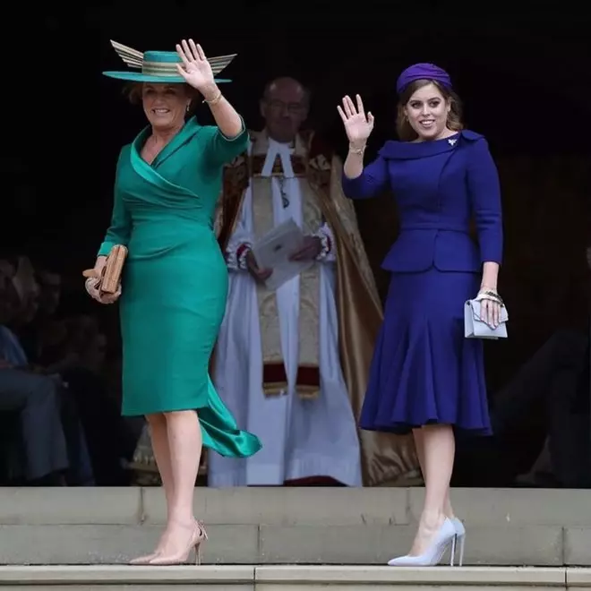 Sarah Ferguson a Princess Beatrice yn y Priodas Princess Eugene