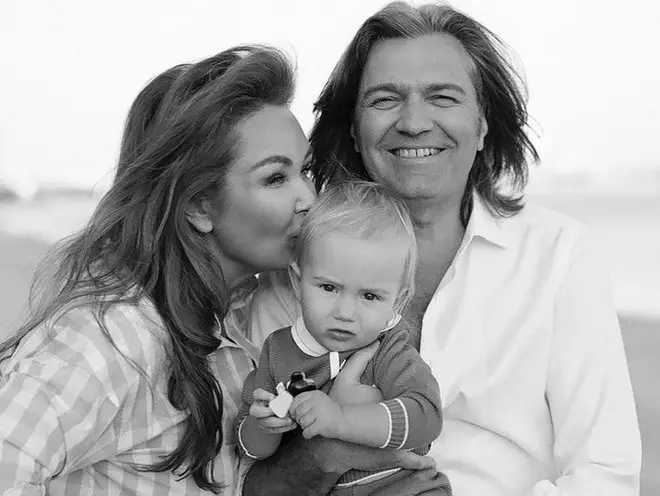 Dmitry Malikov med sin fru och barn