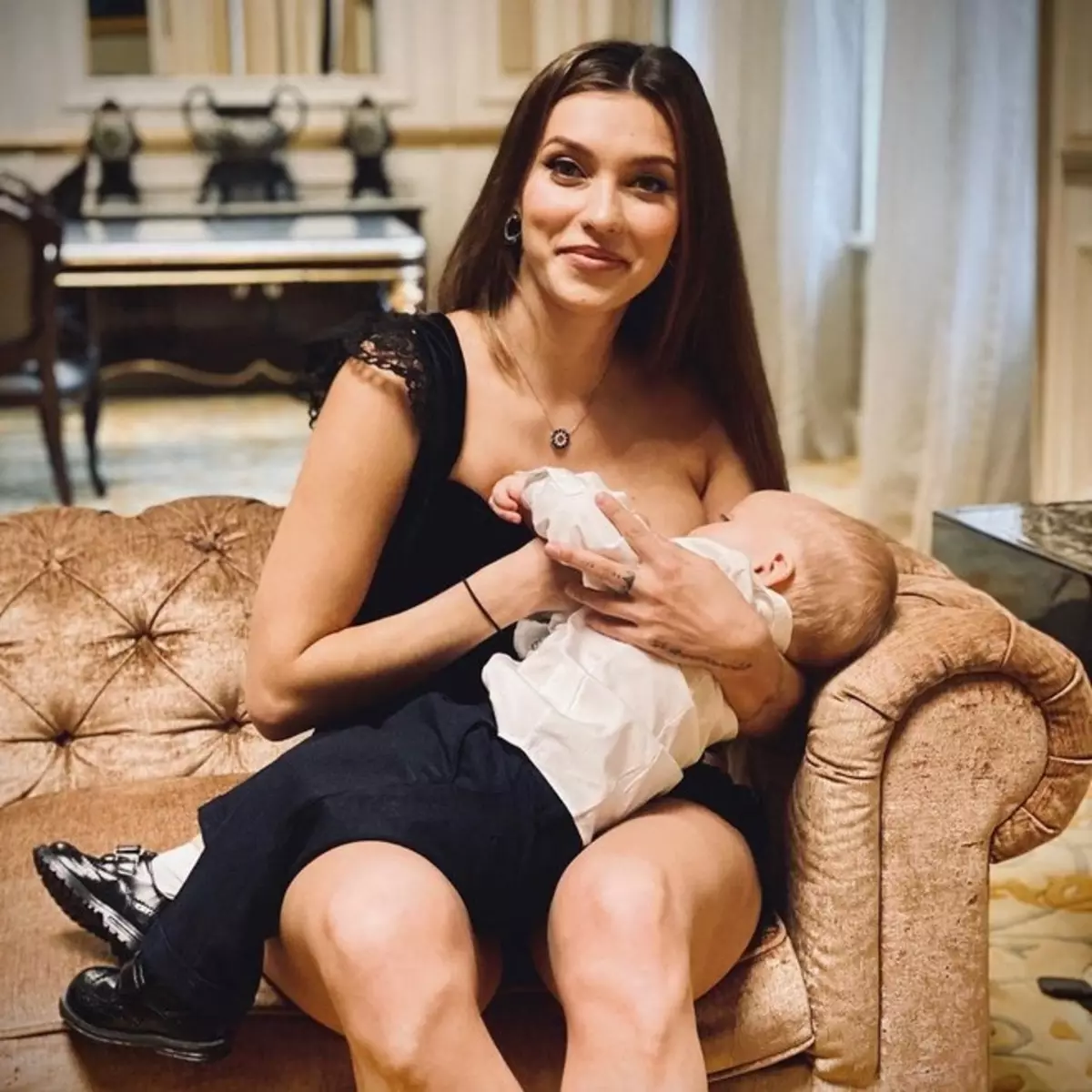 Regina Todorenko তার breastfeeding তার কঠিন গল্প ভাগ 565071_5