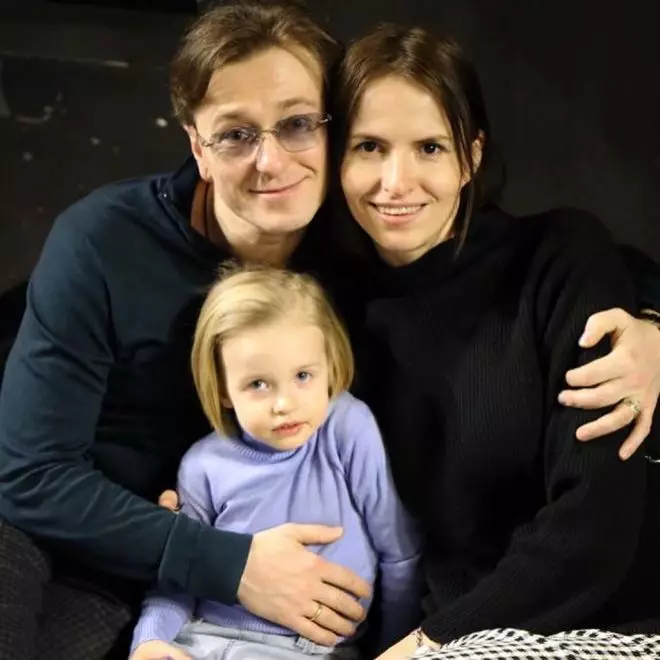 Sergey Bezrukov publiserte bilder med sin kone og begge barn 582658_2