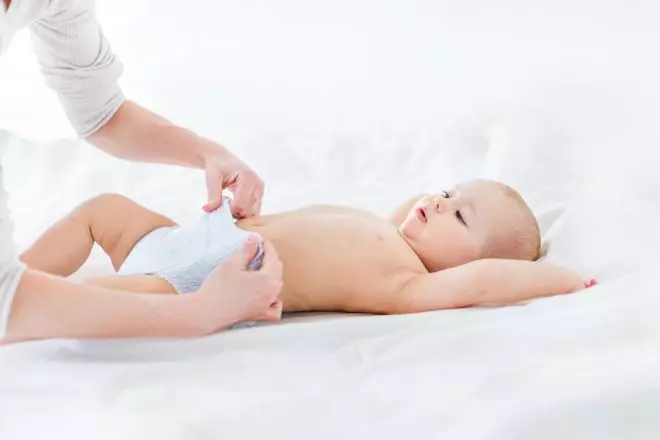 Pan mae'n amser newid diaper tafladwy - Cyngor Dr. Komarovsky 584012_1