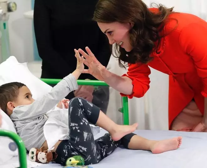 Jis tapo žinoma, kam Kate Middleton suteikia jiems puikų dalykus 58745_2