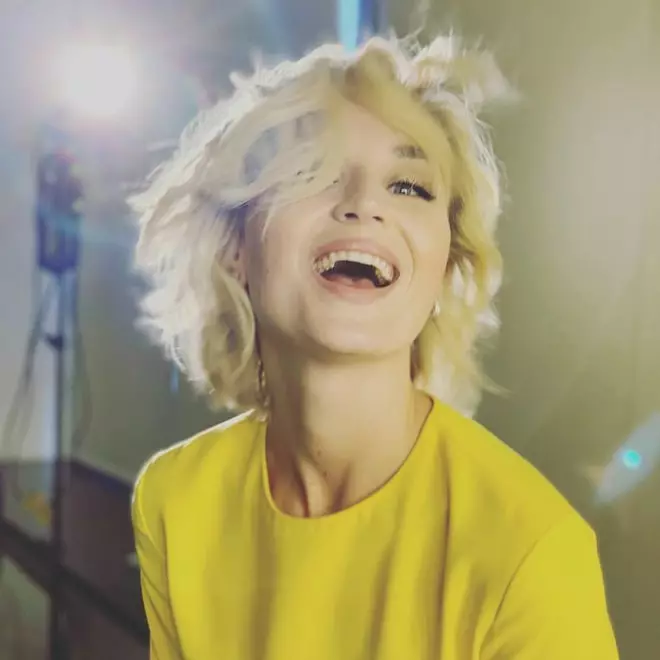 Polina Gagarins pastāstīja par to, kā "mocīja" savu vīru grūtniecības laikā