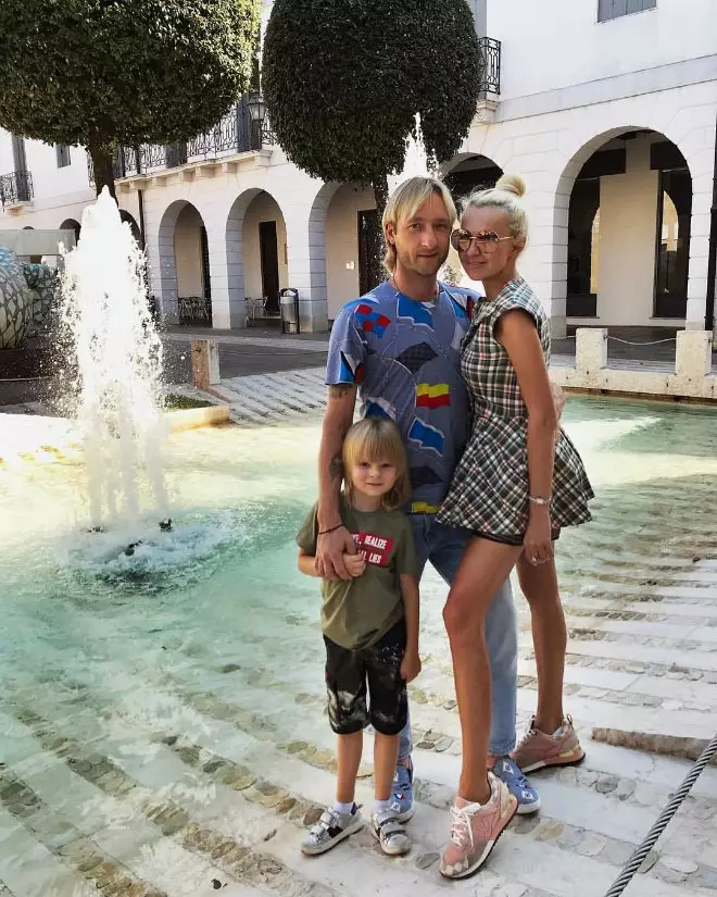 Шармантна бебе: Евгени Плушенко зборуваше за надополнување во семејството 59999_3